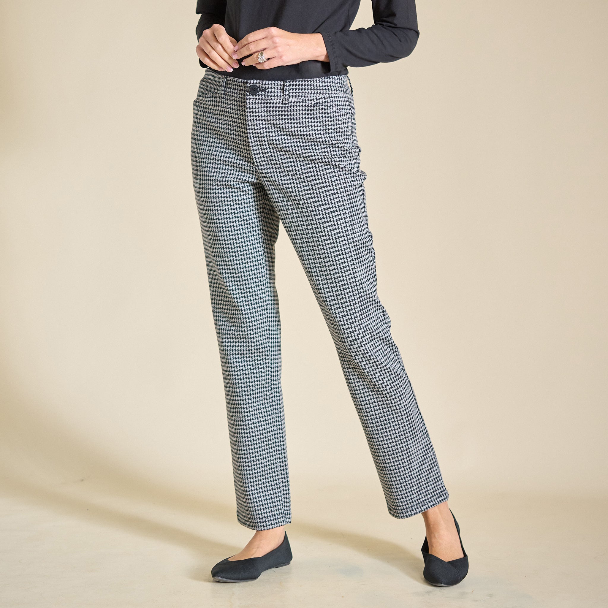 Signature Slimming Herringbone Ponte Pant – Christopher & Banks