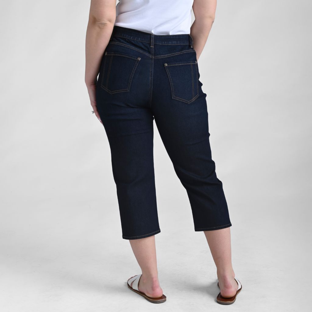 Everyday Denim Relaxed Fit Capri – Christopher & Banks